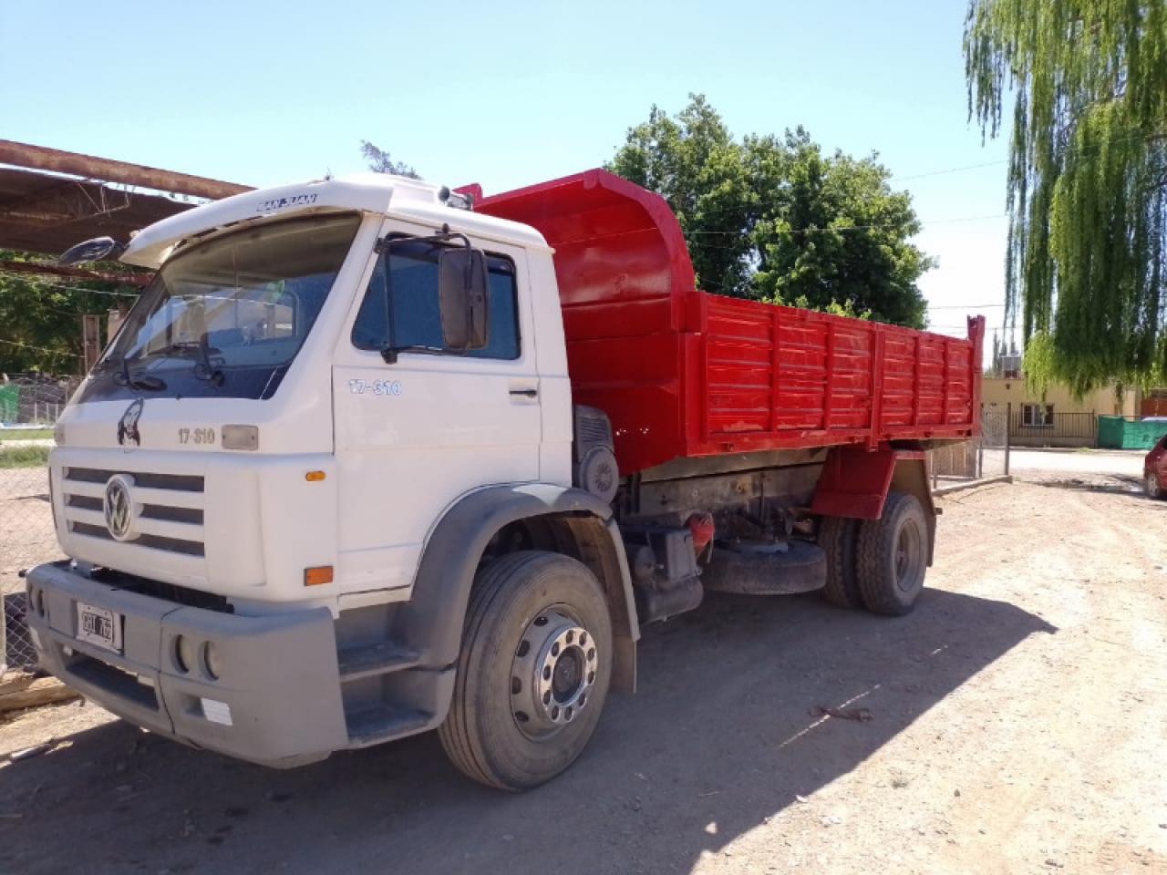 Volkswagen 17-310 Volcador, Año 2007, - Comprá en San Juan